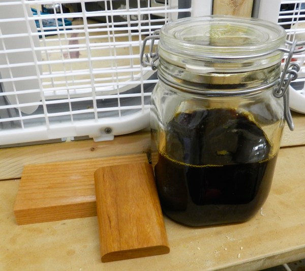 From Flakes to Finish, Mixing Shellac | Rainford Restorations